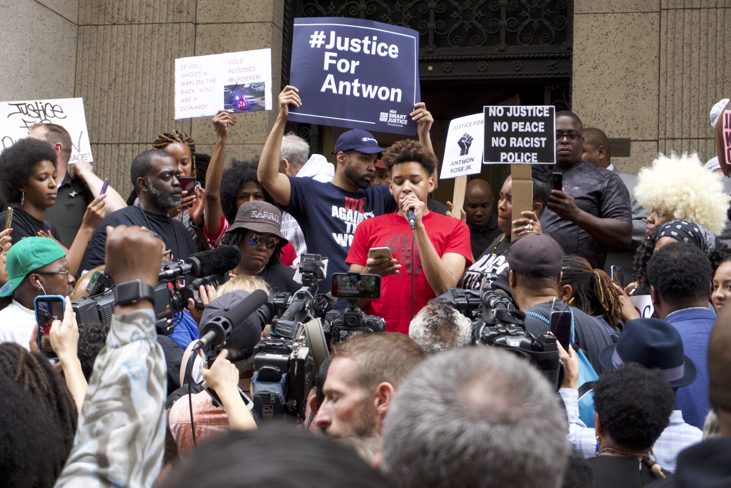 The Philadelphia Community Bail Fund, the Youth Art Self Empowerment ...