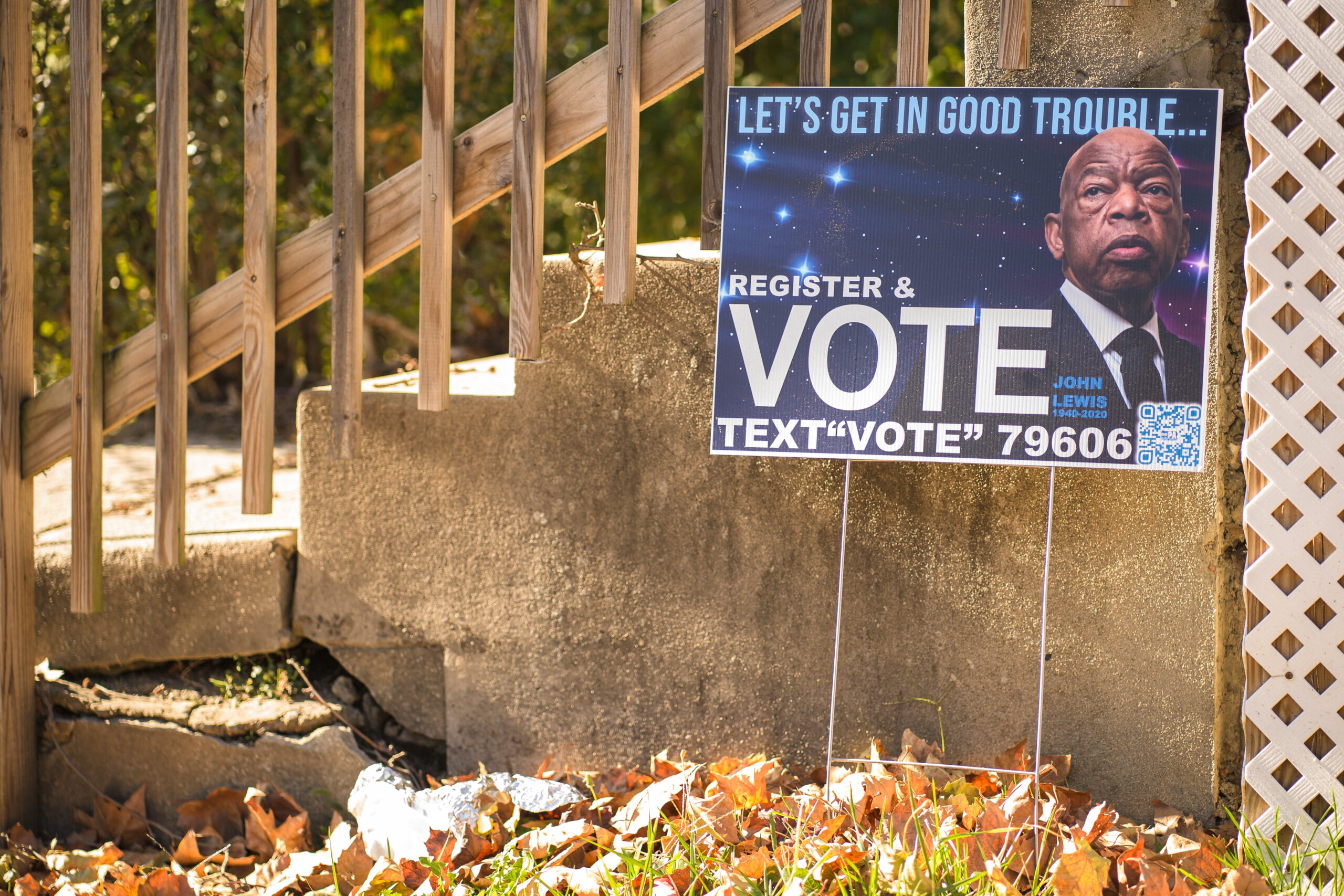 Hands Off My Lawn Sign! What to Know if the Government Tells You to ...